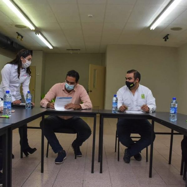 DIF Reynosa firma convenio de colaboración con el IIES - Top