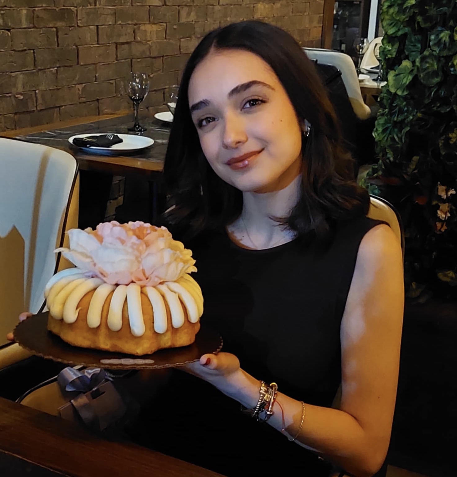 Sweet sixteen de Maya - Top